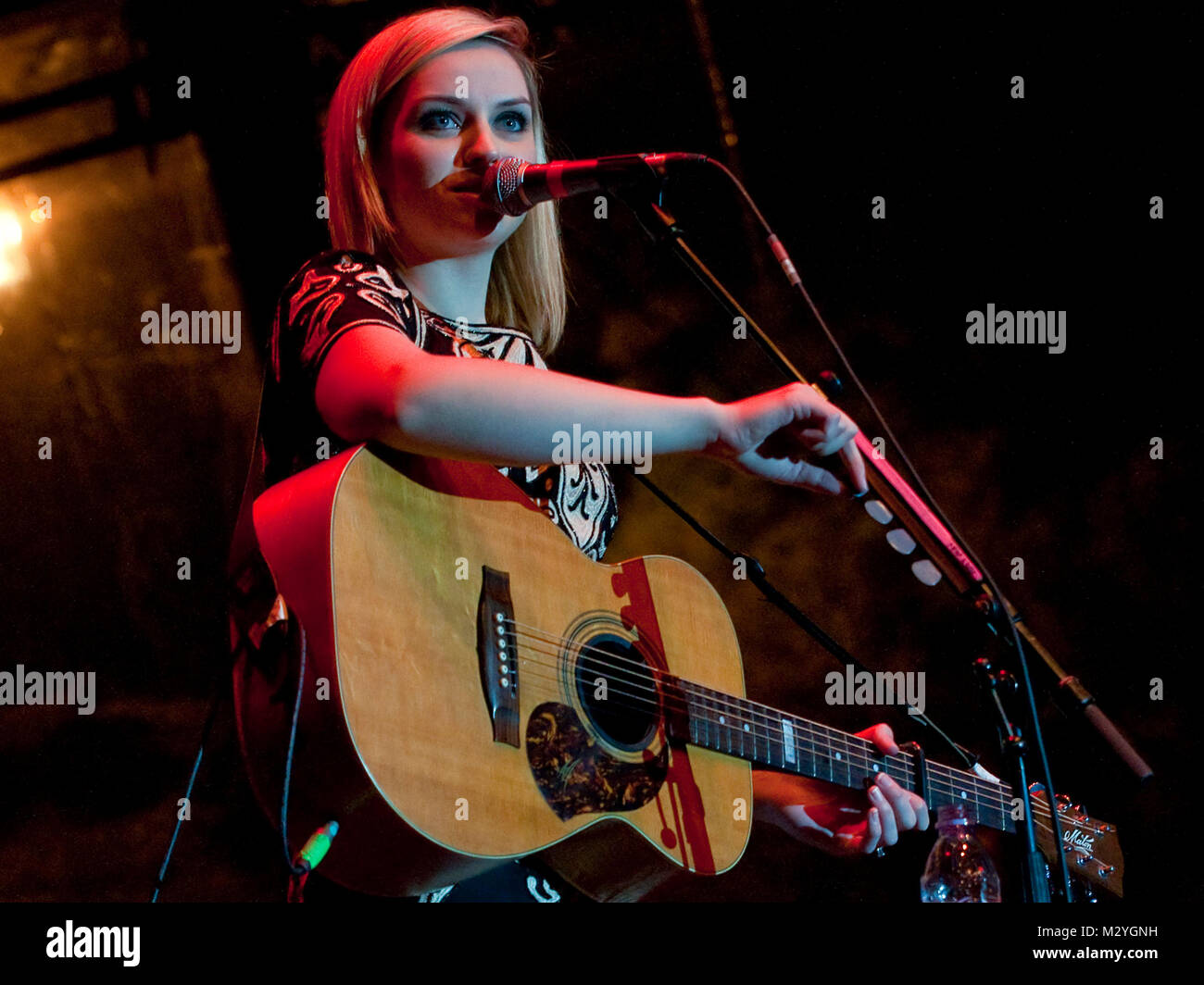 Amy Macdonald Live beim Eröffnungskonzert im Sommergarten auf der ...