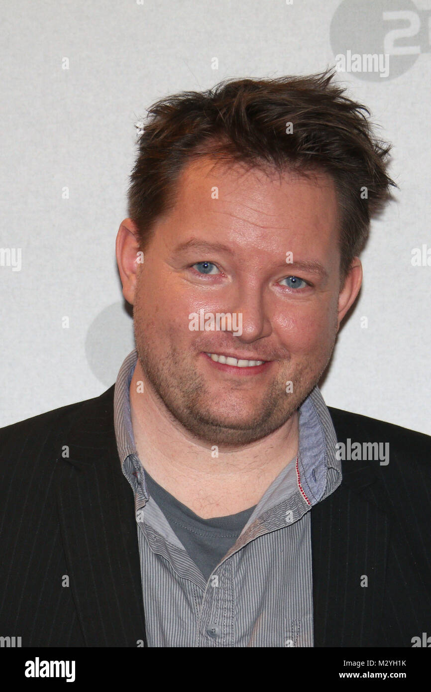 Krimiserie High Resolution Stock Photography and Images - Alamy