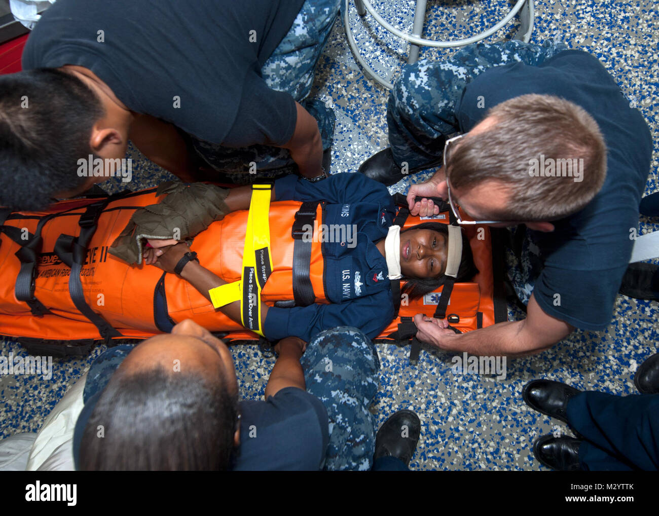 Electric shock exercise hi-res stock photography and images - Alamy