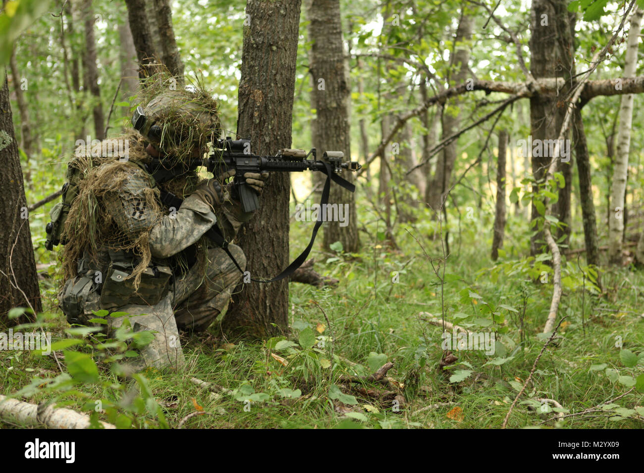 CAMP RIPLEY, Minn., Aug. 16, 2012 - A Georgia Guardsman from a Scout ...