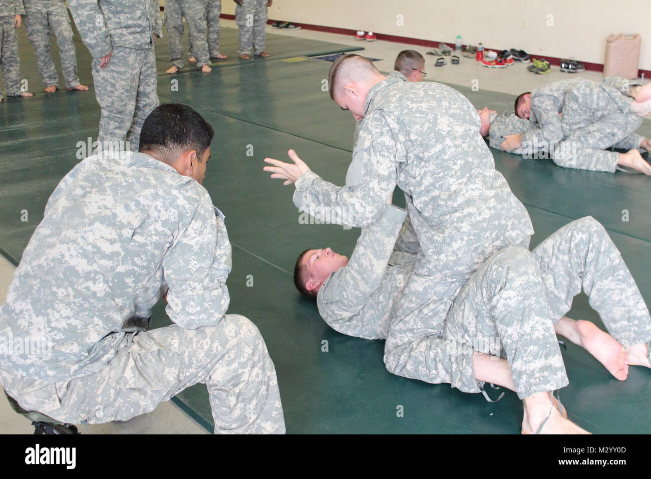 Soldiers from C Company, 1st Battalion, 5th Infantry Regiment, 1st ...