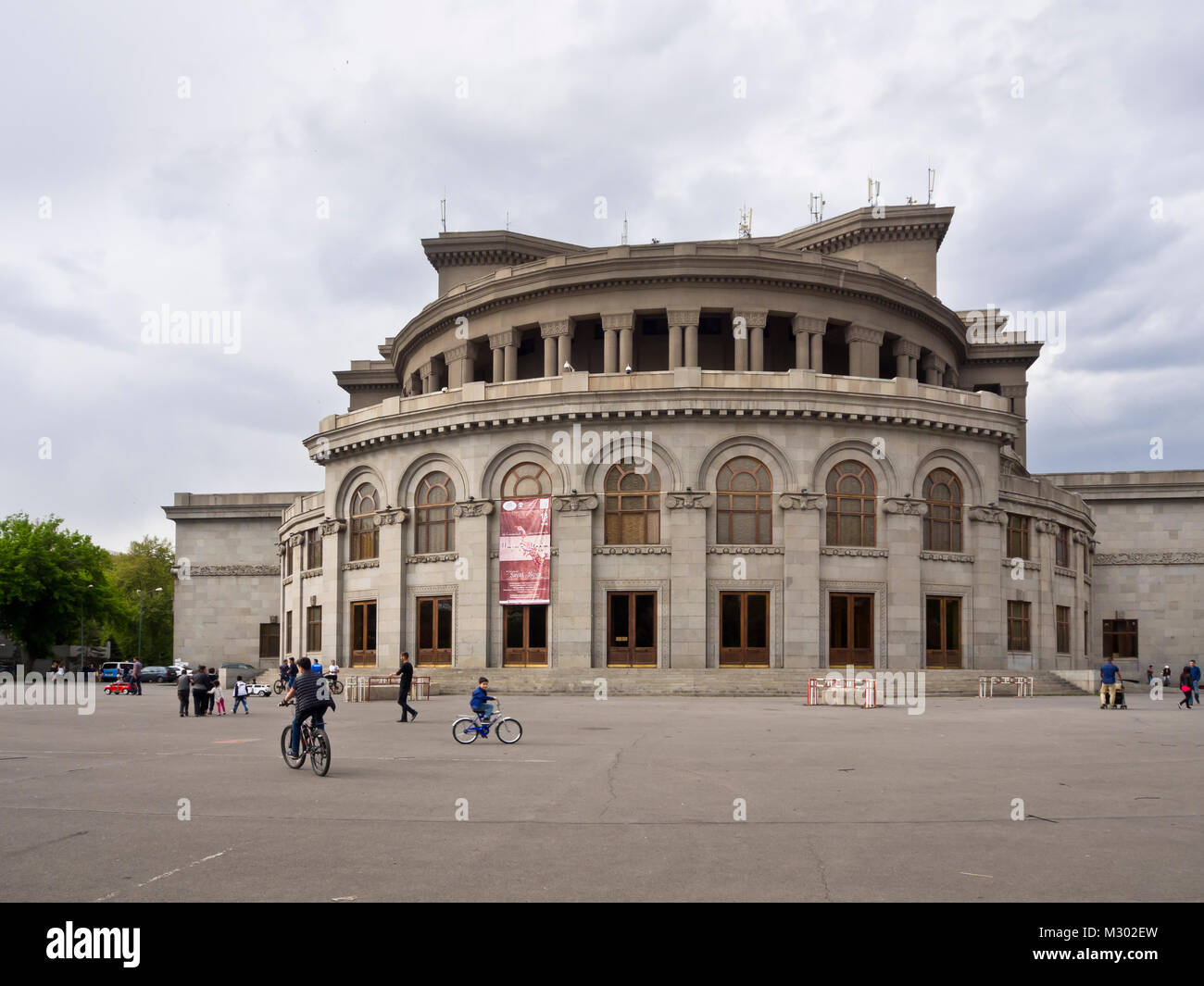 The Armenian Opera Theatre at Freedom square in the capital Yerevan ...