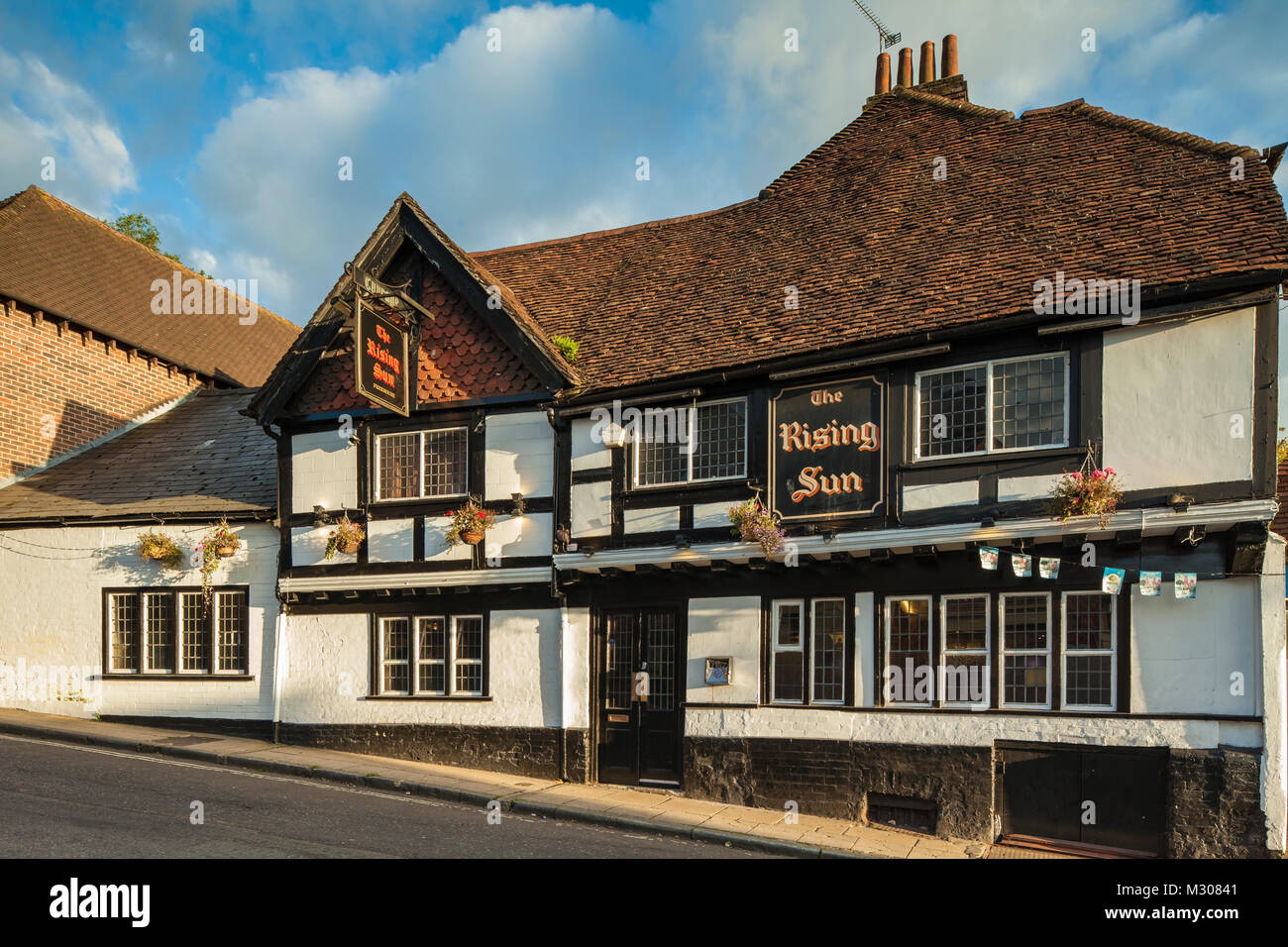The Rising Sun pub in Winchester, England Stock Photo - Alamy