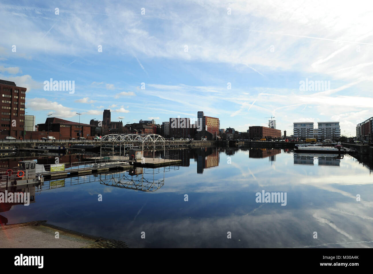 Liverpool buildings reflecting on water Stock Photo - Alamy