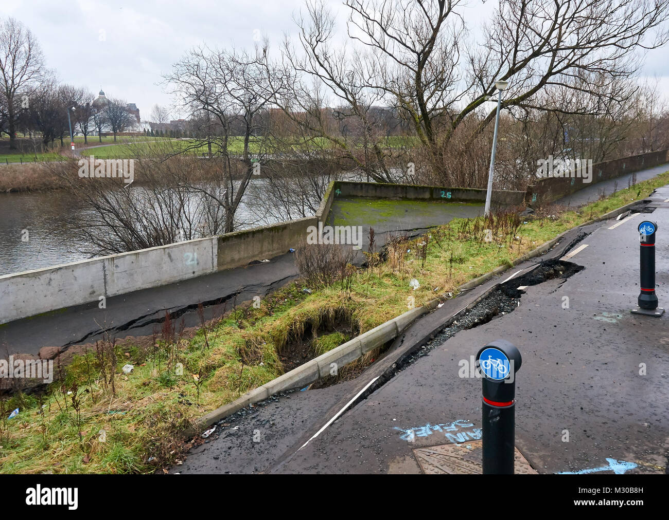 Bank damage hi-res stock photography and images - Alamy