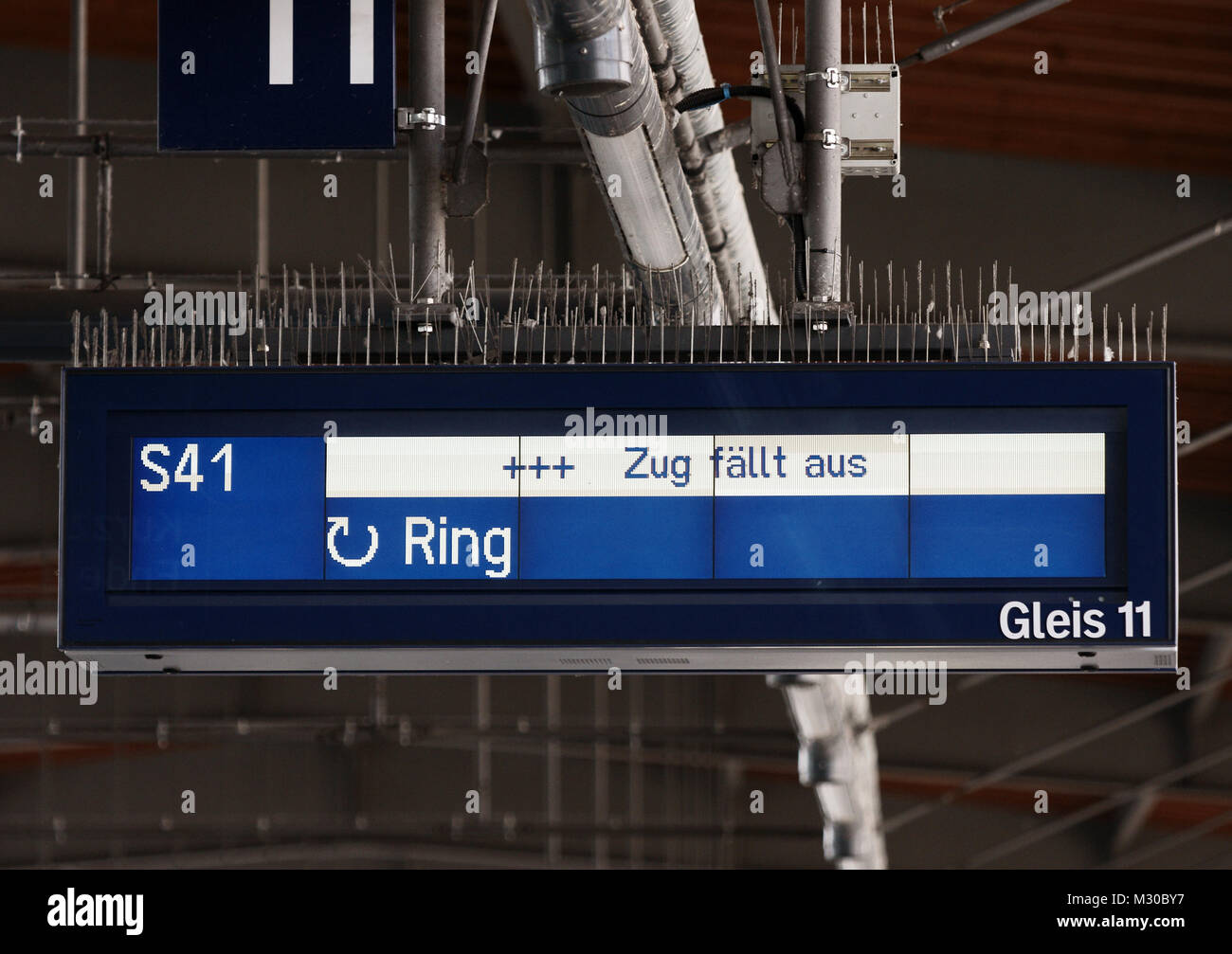 S Bahn Ring High Resolution Stock Photography and Images - Alamy