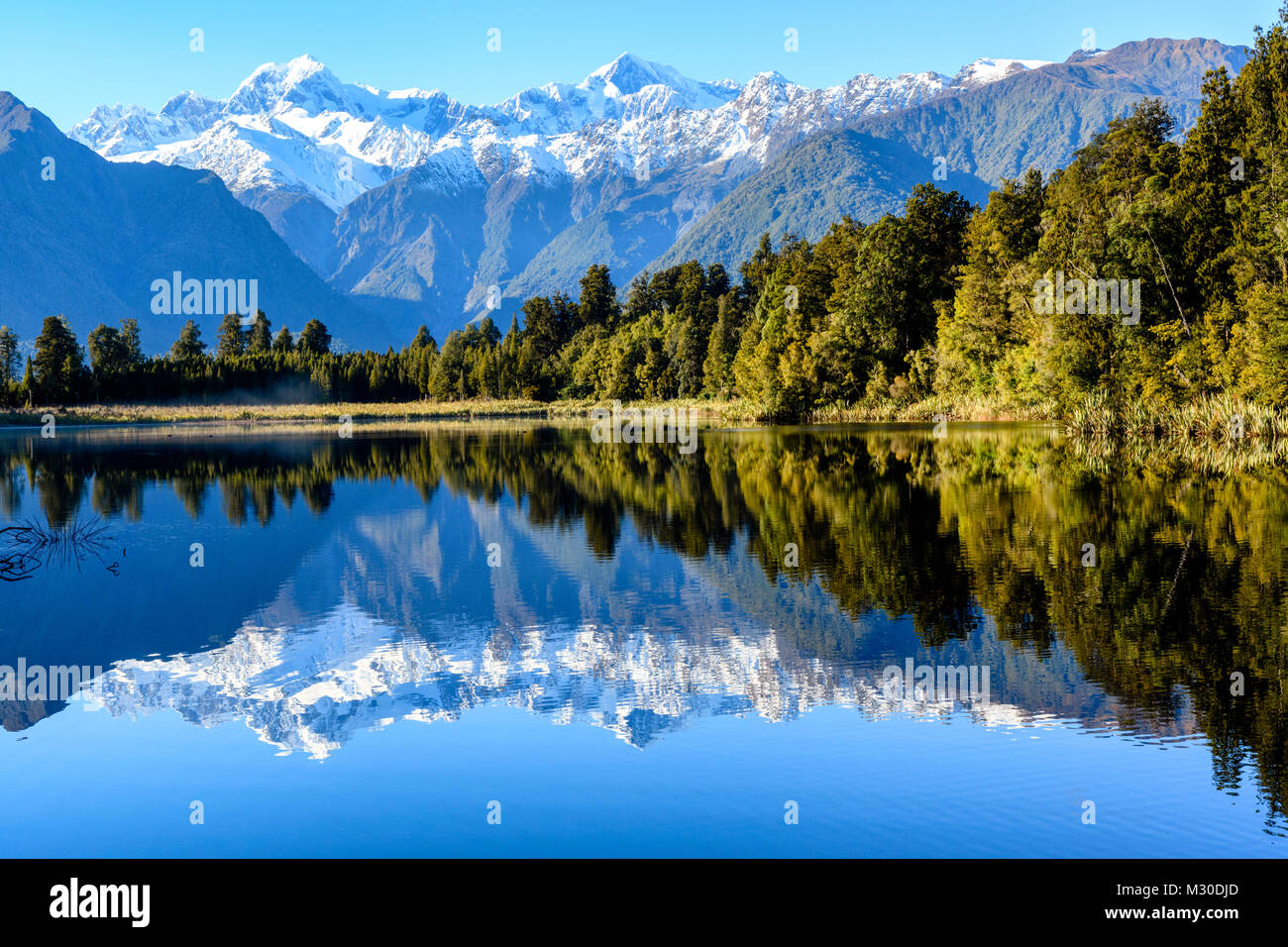 Lake matheson in south island hi-res stock photography and images - Alamy