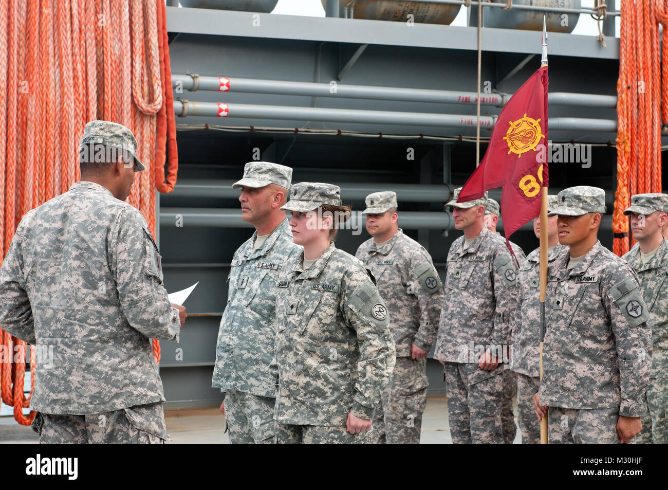 Lt. Gen. Vincent K. Brooks Visits With Soldiers Aboard the USAV Maj ...