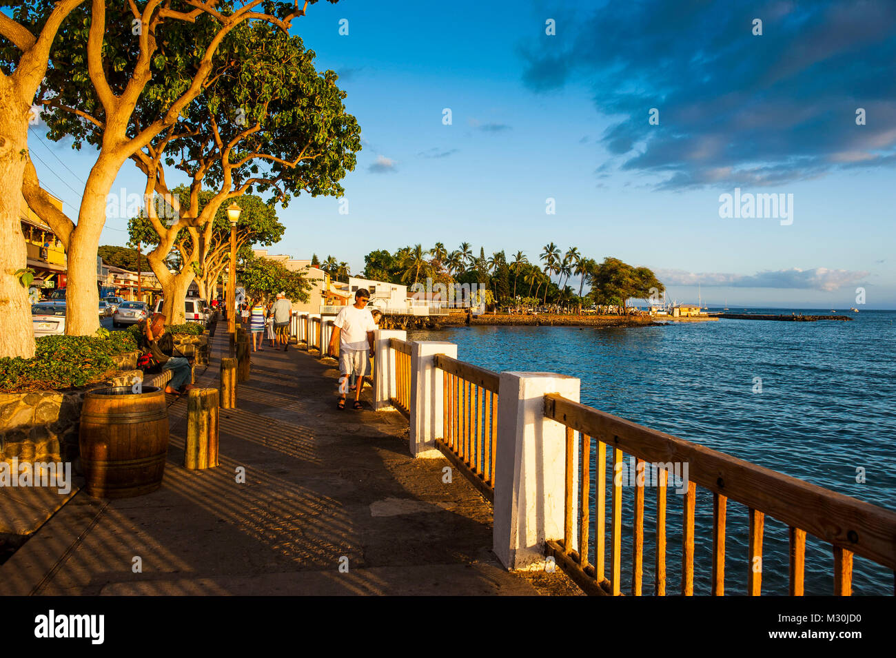 The shoreline of Lahaina at sunset, Maui, Hawaii Stock Photo - Alamy