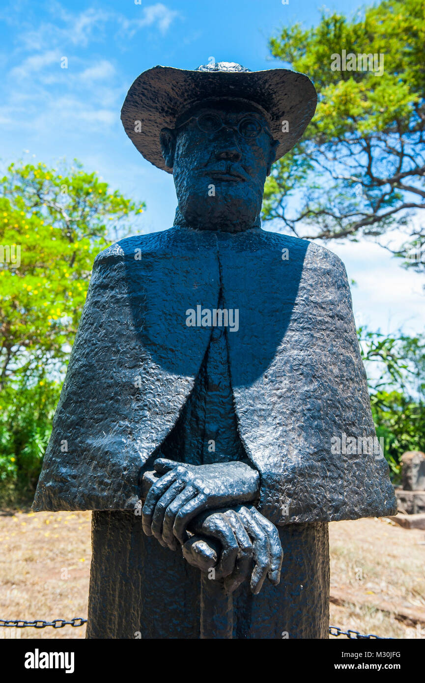 Damien statue in front of St joseph's church, island of Molokai, Hawaii ...
