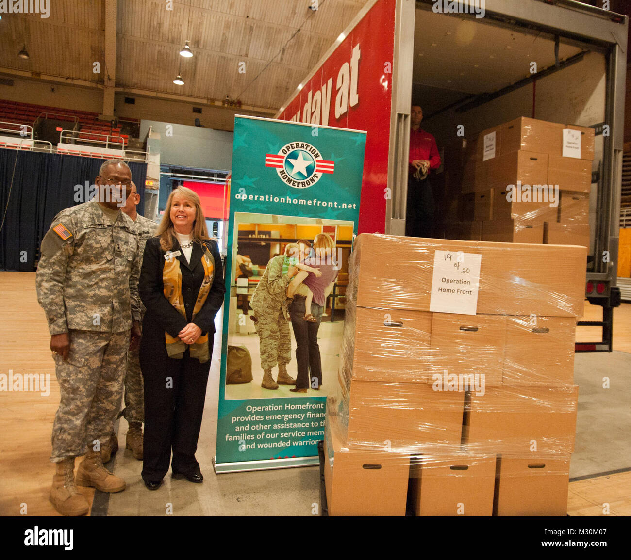 DCNG Commanding General Major General Errol R. Schwartz stands with ...