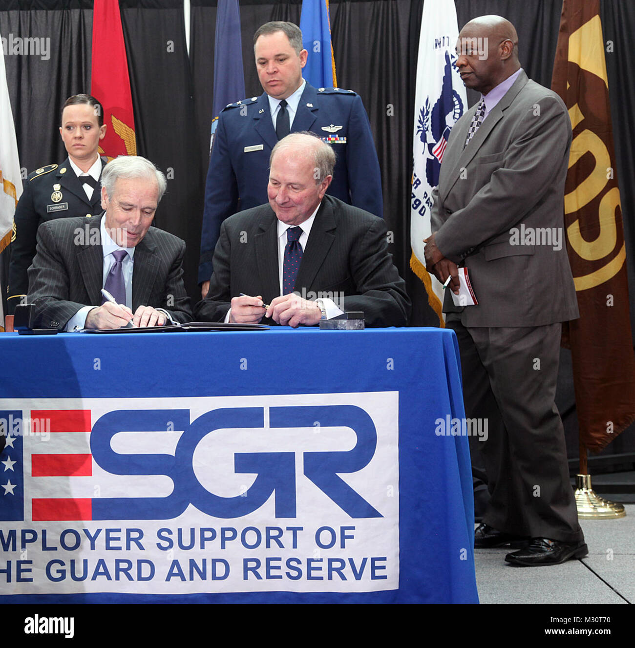 ATLANTA, Feb. 13, 2013 - Major Gen. Jim Butterworth (center right ...