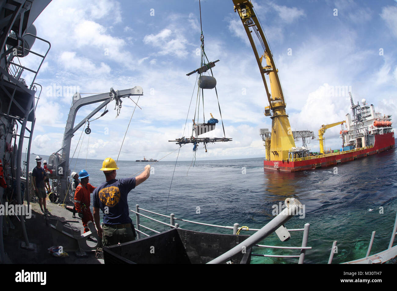 Crane vessel M V Jascon 25 transfers scaffolding and salvaging ...