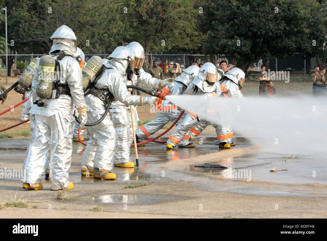 United states army conduct rescue hi-res stock photography and images ...