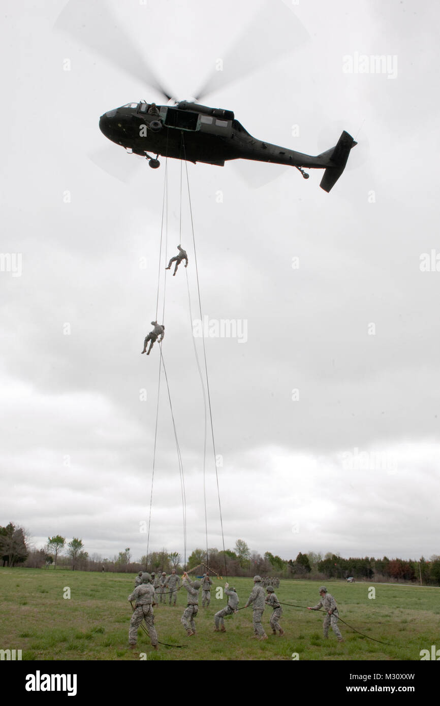 Camp Gruber hosts a 10-day air assault course instructing students on ...