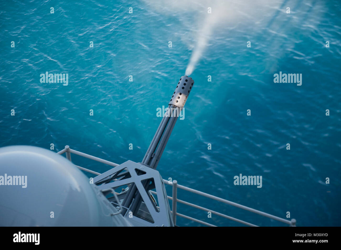 Mk 15 phalanx close in weapons system ciws hi-res stock photography and ...