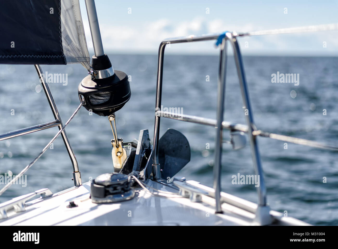 bow of a sailing yacht on the ocean Stock Photo - Alamy