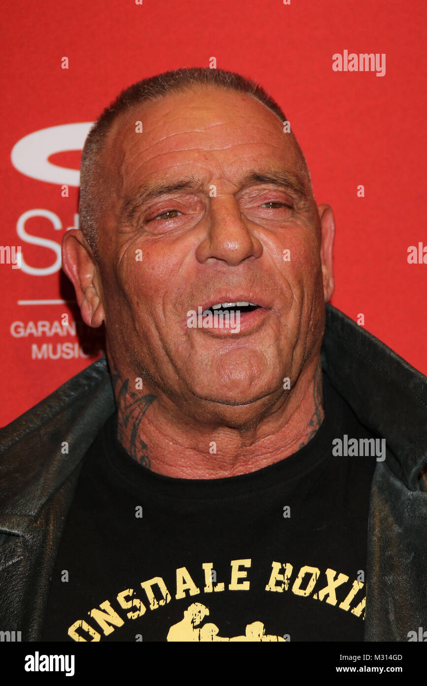 Born hamburg hi-res stock photography and images - Alamy