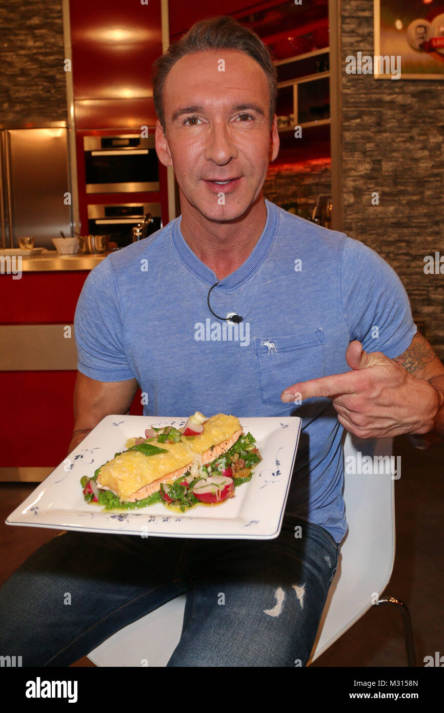 12 01 03 hi-res stock photography and images - Alamy