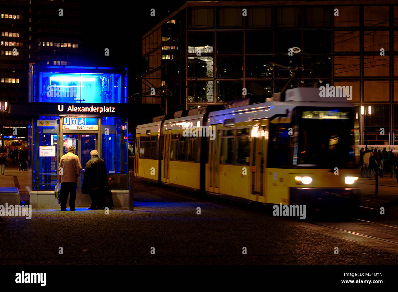 Strassenbahn knoten hi-res stock photography and images - Alamy Strassenbahn knoten hi-res stock photography and images - Alamy
