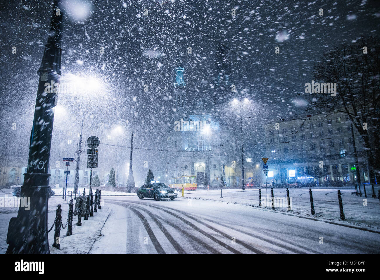 Warsaw city one line hi-res stock photography and images - Alamy