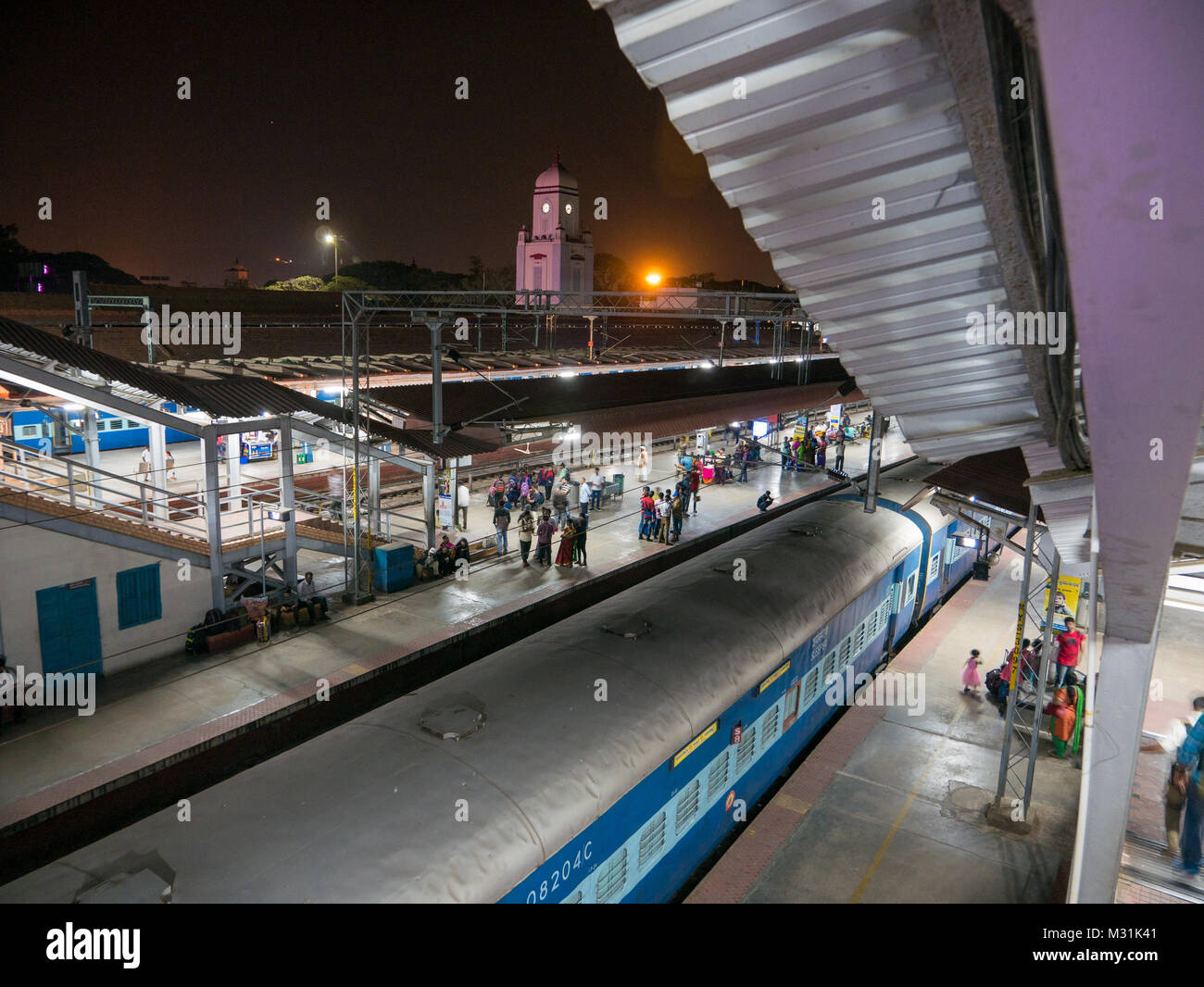Mysore, Karnataka, India. January 14, 2018. Passengers are heading for ...