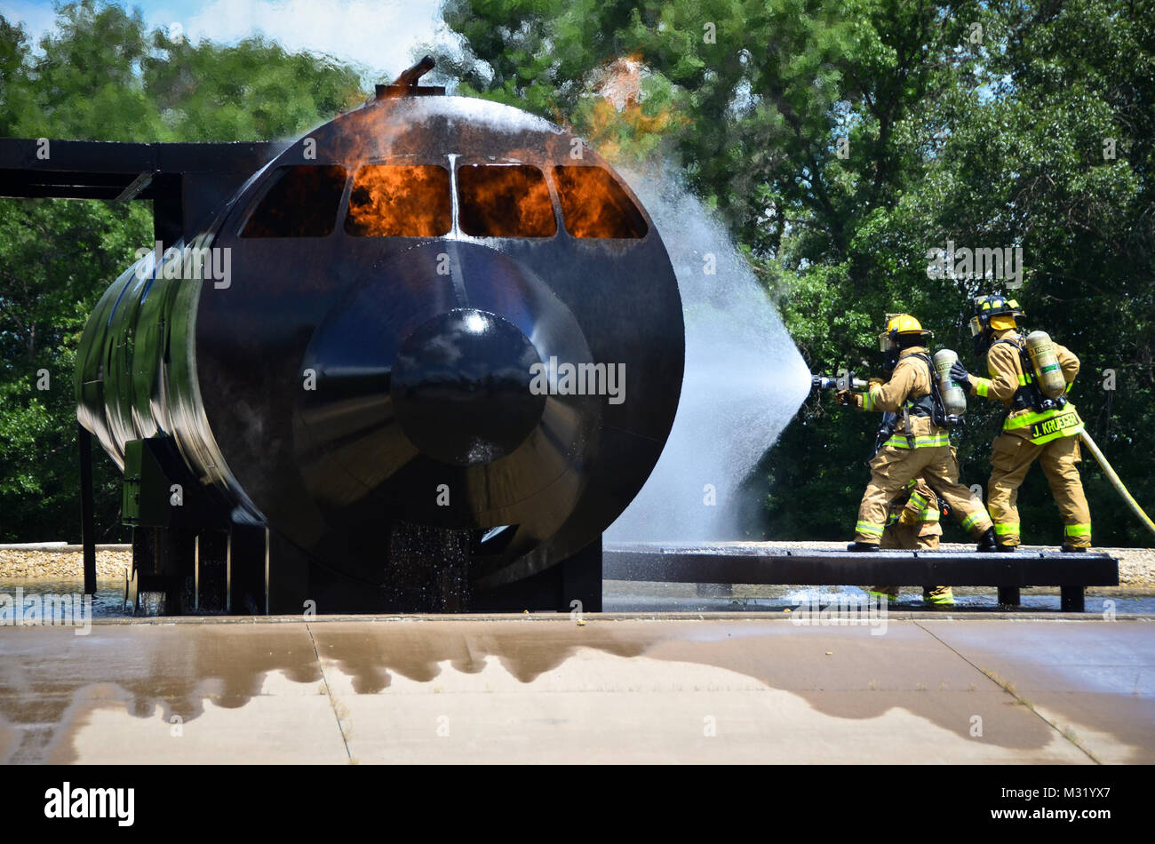 Members of the 132nd Fighter Wing, Illinois, 395th Ordnance Company ...