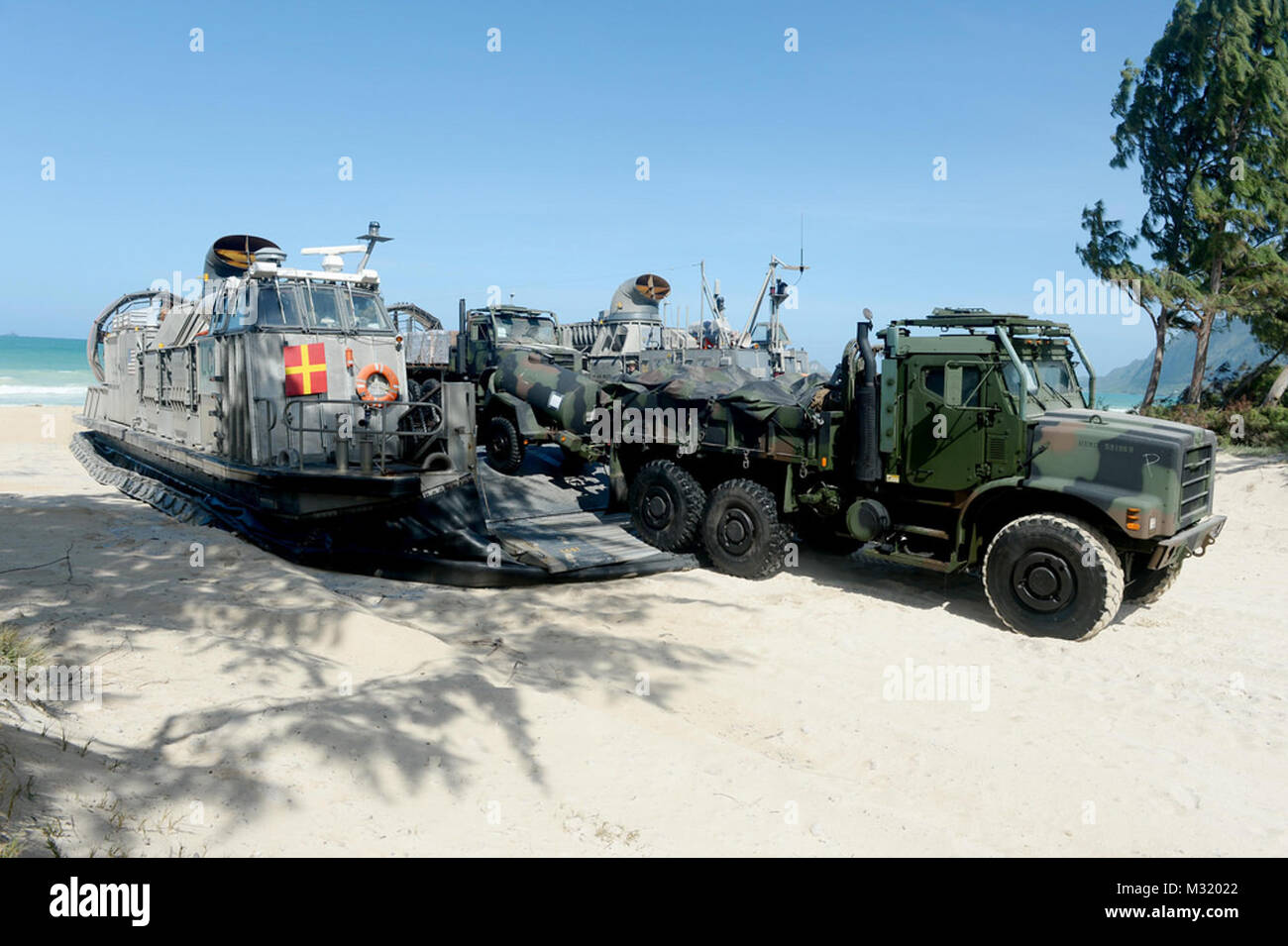 An equipment unload during RIMPAC Exercise by #PACOM Stock Photo - Alamy
