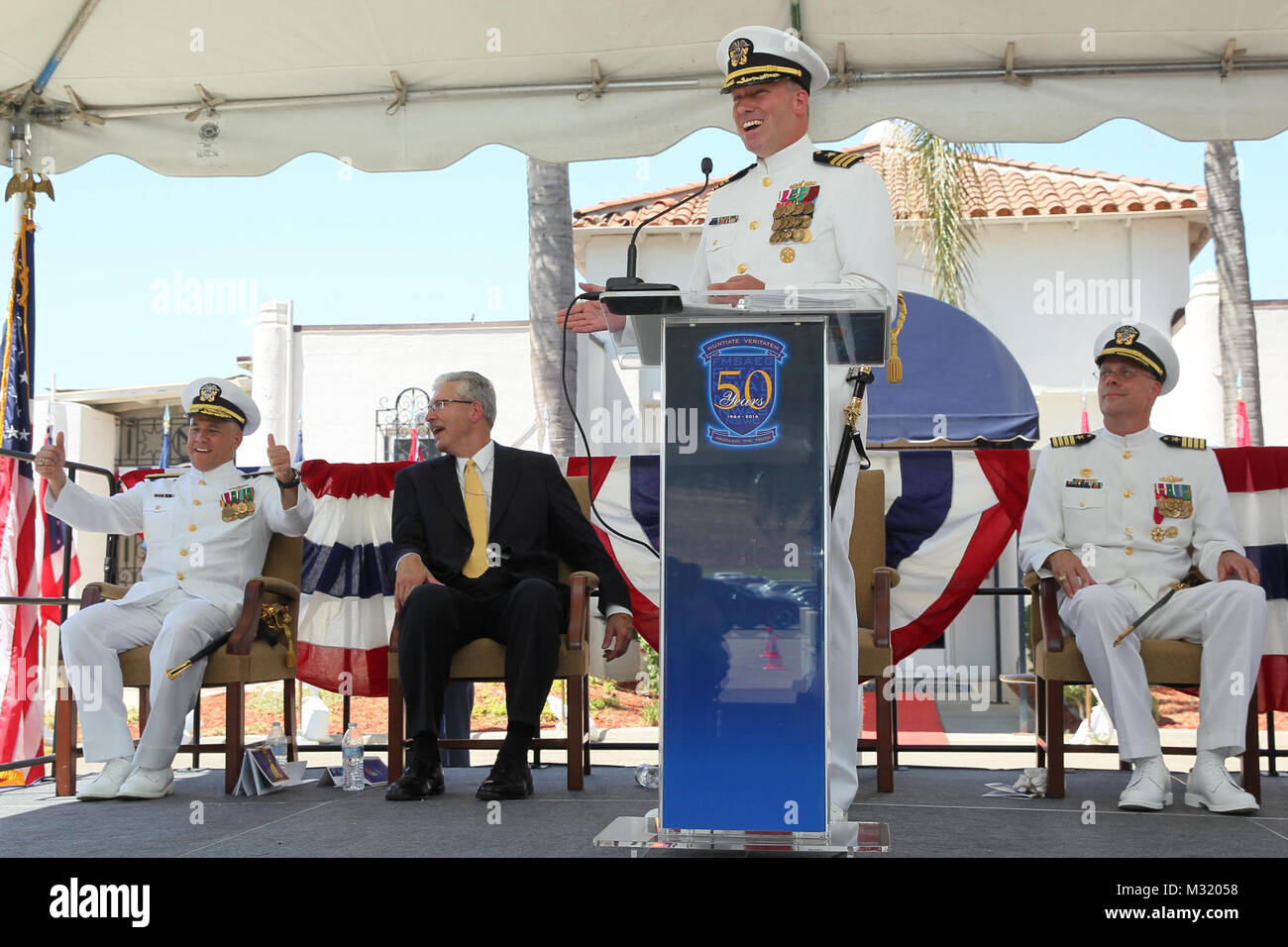 Award ceremony ver hi-res stock photography and images - Alamy