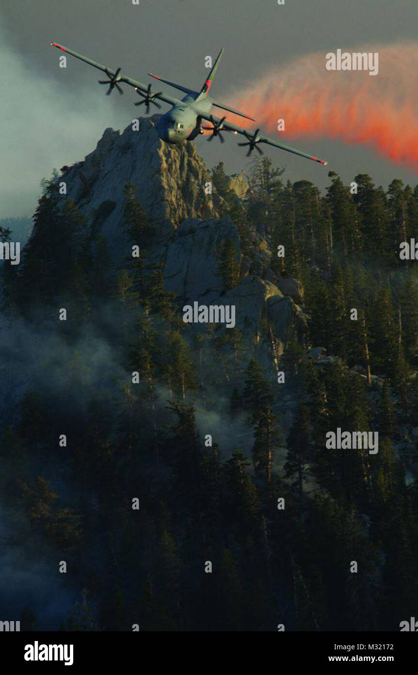 California National Guard MAFFS by The National Guard Stock Photo - Alamy