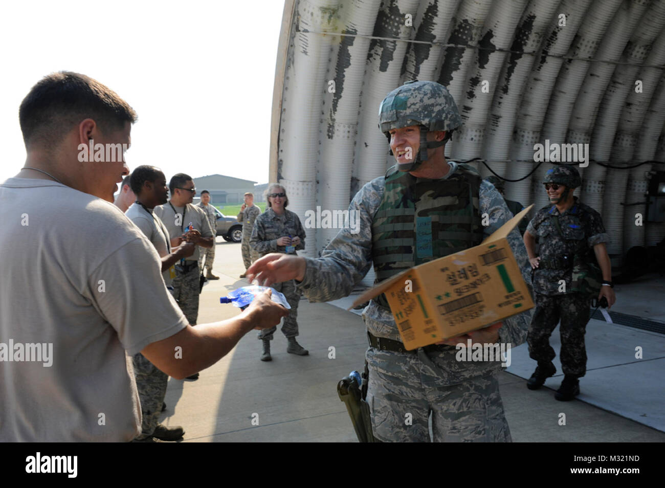 Tong war hi-res stock photography and images - Alamy