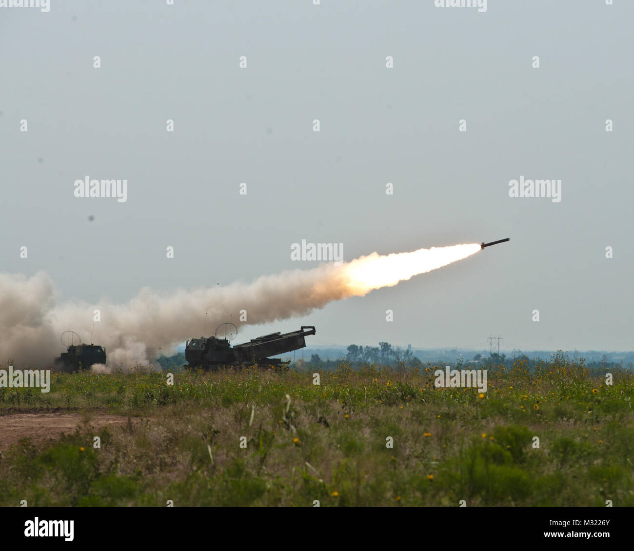 Soldier rocket artillery battery hi-res stock photography and images ...