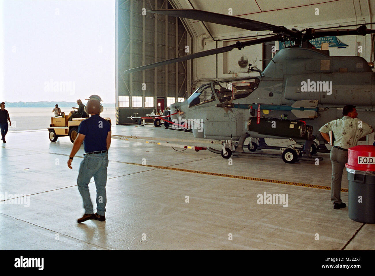 UH-1Z Cobra helo at Patuxent River MD. 6/2001 Photo byJohn Williams ...