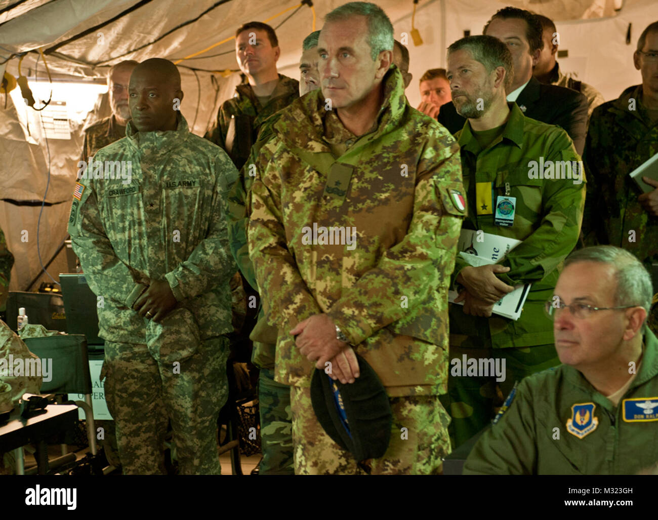 Brig gen bruce crawford hi-res stock photography and images - Alamy