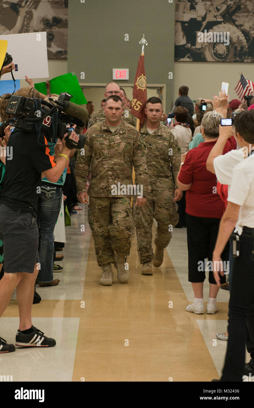 Members of the 1245th Transportation Company, 345th Corps Service ...