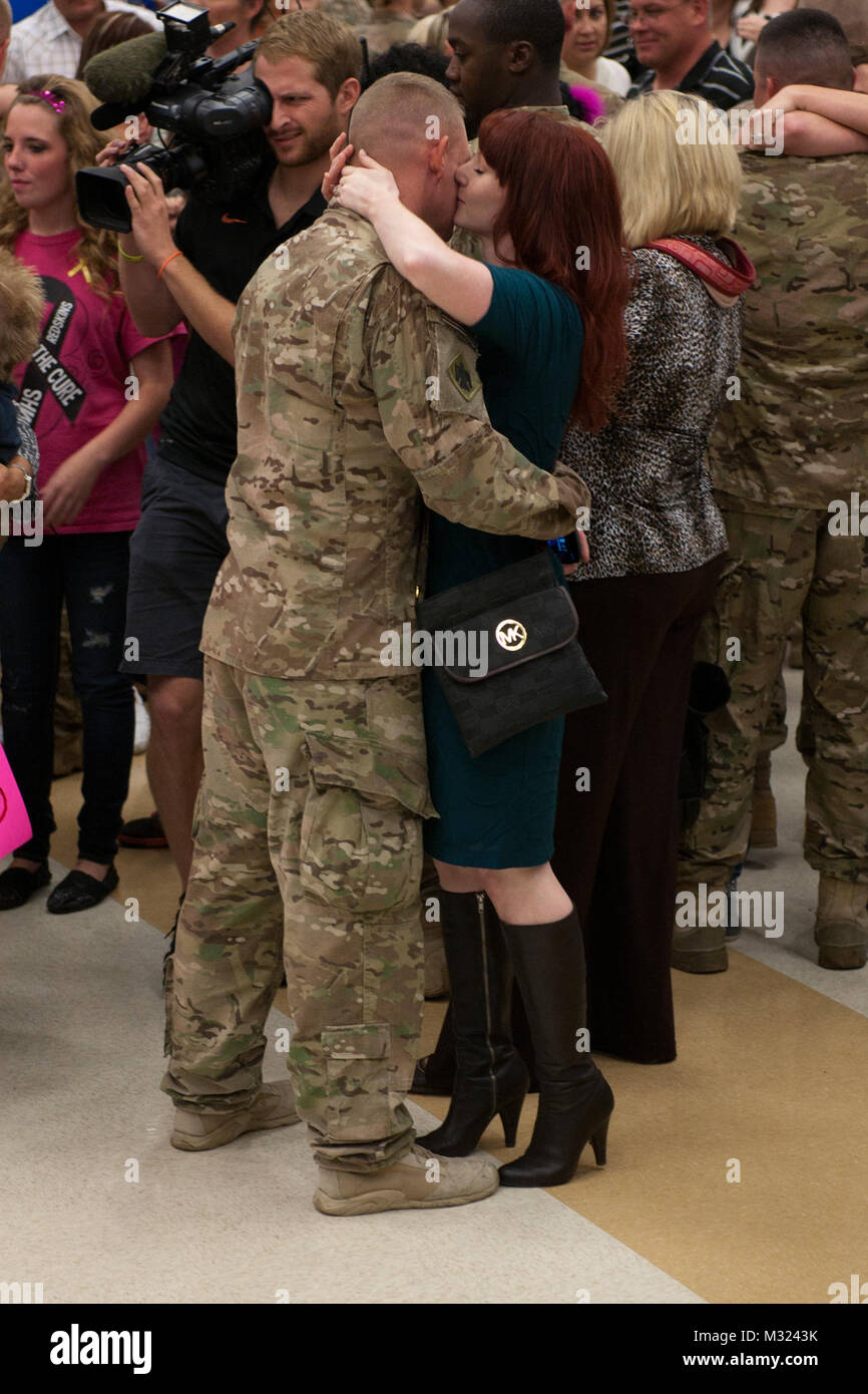 Members of the 1245th Transportation Company, 345th Corps Service ...