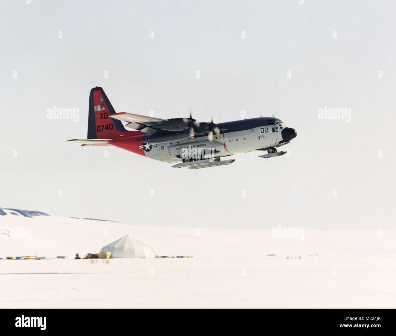 photos from deep freeze 98 VXE-6 Pt. mugu ca. photos by??? vxe-6 ...