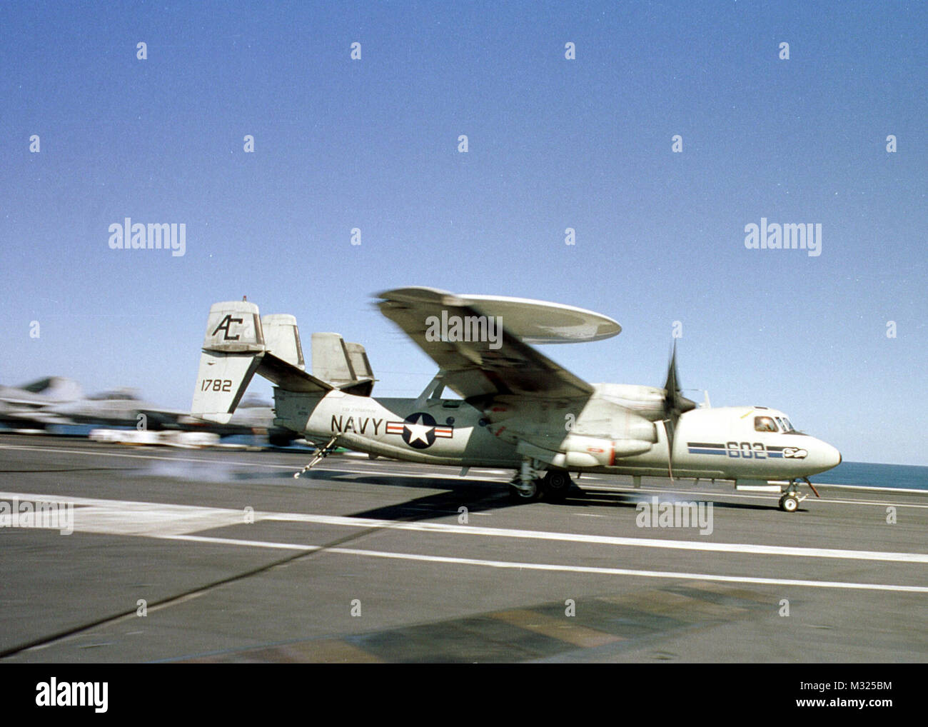 E-2CTrap2 by navalsafetycenter Stock Photo - Alamy