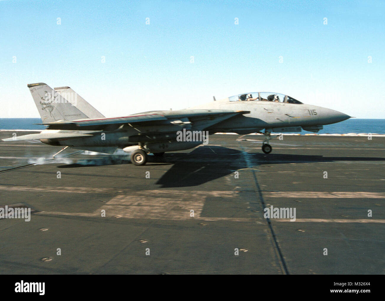 F14 tomcat fighter jet hi-res stock photography and images - Alamy