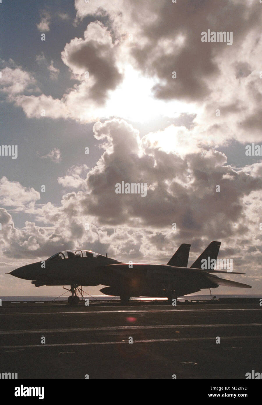 001013-N-8745S-004 ABOARD USS GEORGE WASHINGTON (Oct.13, 2000) -- An F-14B "Tomcat" from the ...