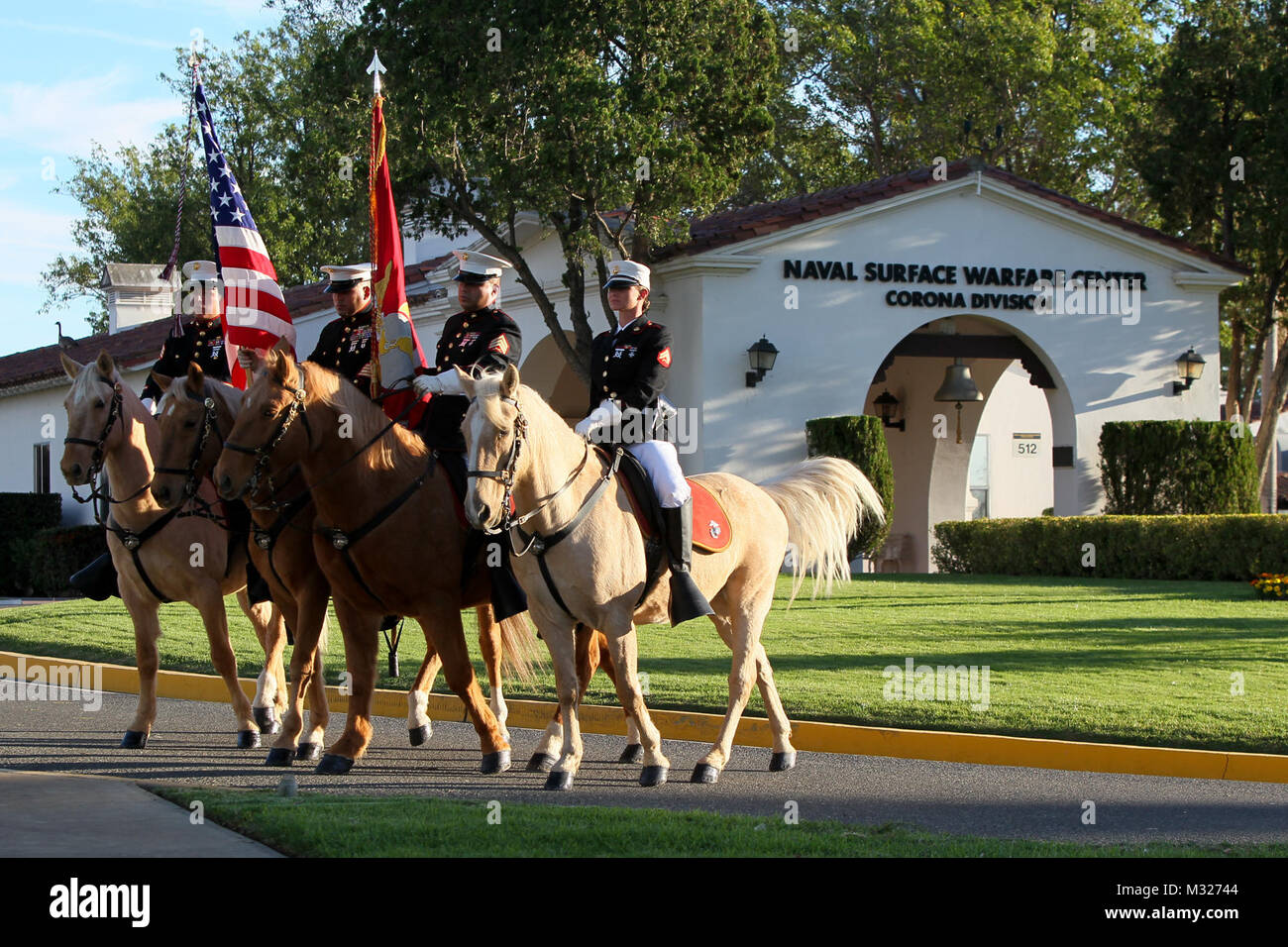 U s marine corps mounted color guard hi-res stock photography and ...