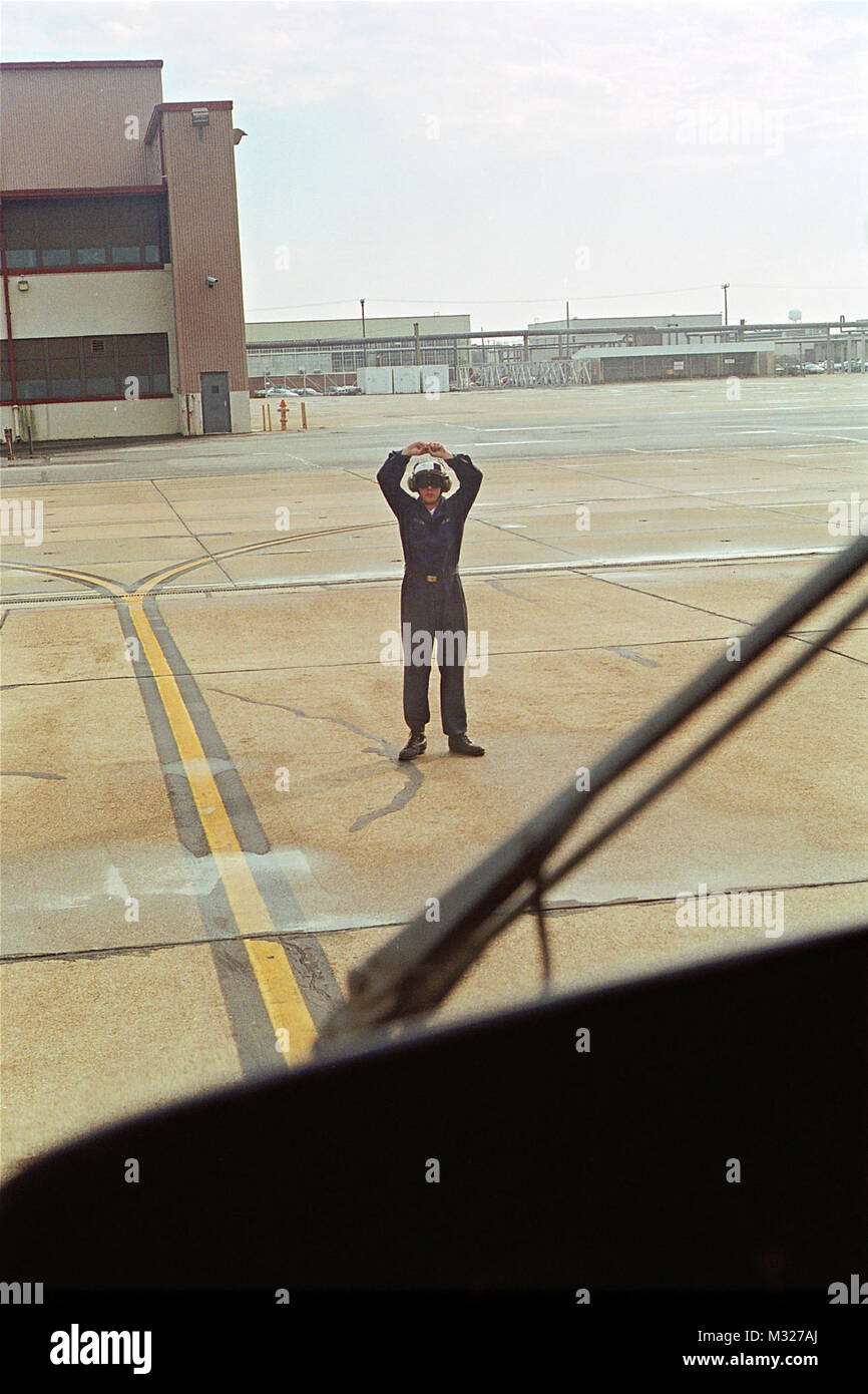 AN CARLSON GIVES PULL PIN SIGN TO AIRCREW PHOTO BY MATTHEW THOMAS ...
