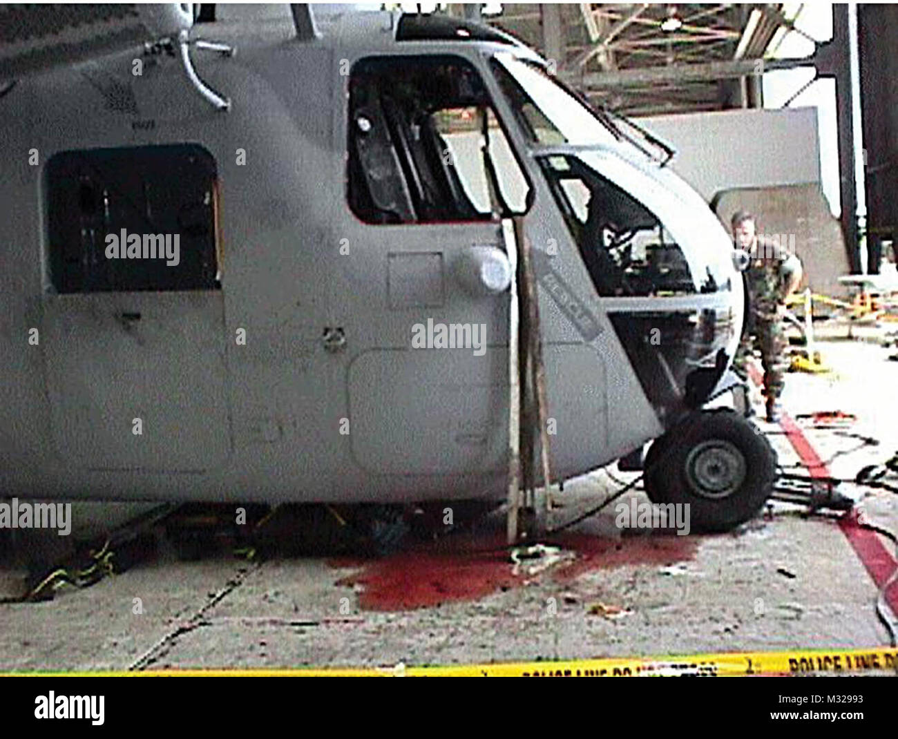 Nose gear collapse hi-res stock photography and images - Alamy