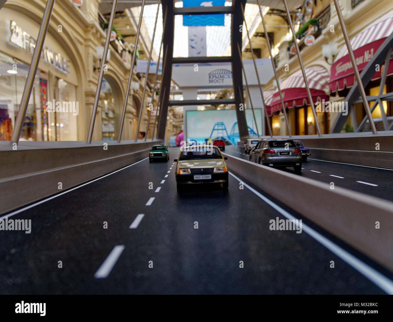 Scale bridge hi-res stock photography and images - Alamy