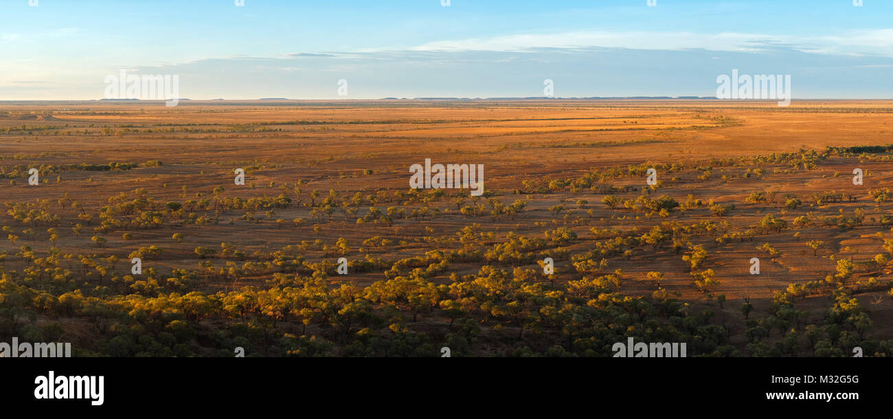 Australian Outback Landscape, Winton Queensland, Australia Stock Photo ...