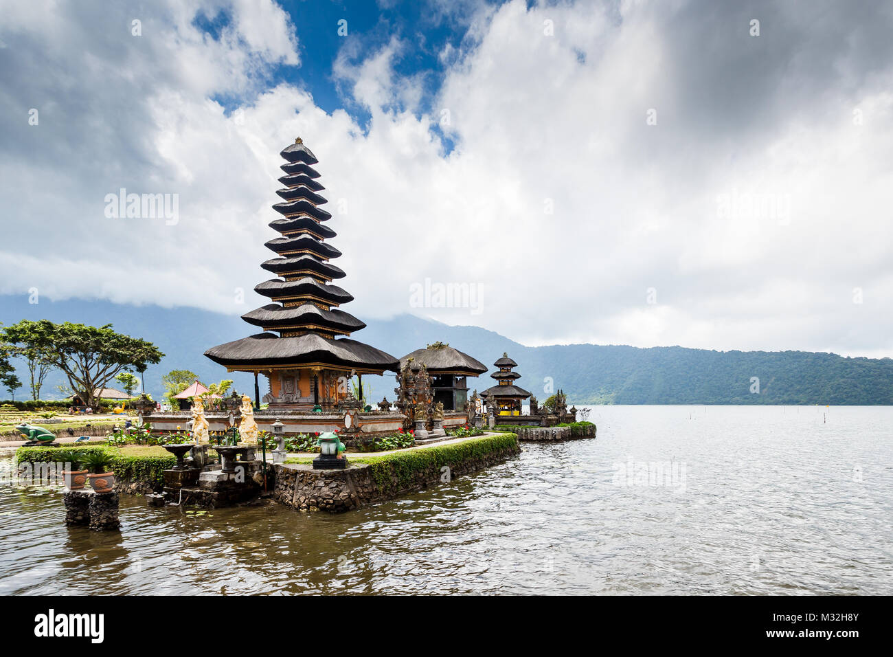 Pura Ulun Danu Bratan, Bali. Hindu temple on Bratan lake. Major ...