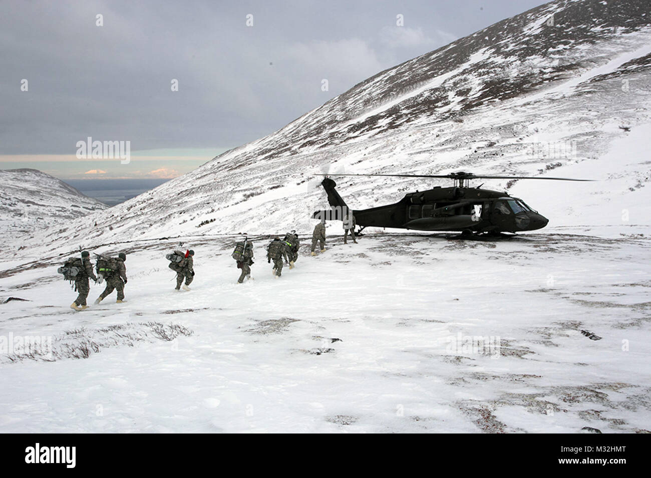 Alaska Army National Guard members assigned to the 207th Engineer ...