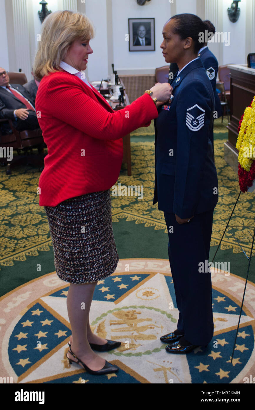 The Honorable Mary Fallin presents the Oklahoma Meritorious Service ...