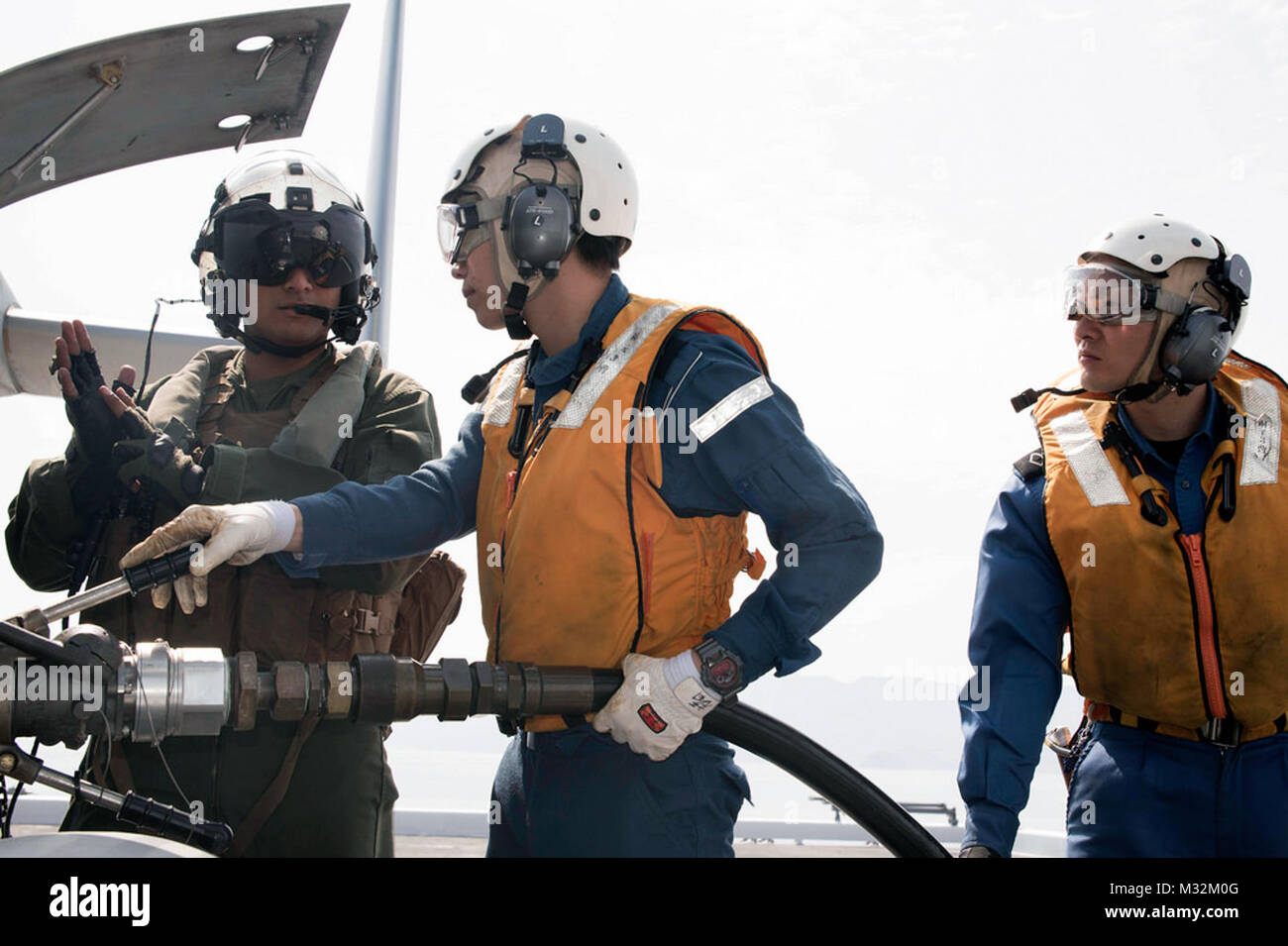 JMSDF Refuels Osprey Operating in Relief Efforts, Hyuga Transport ...