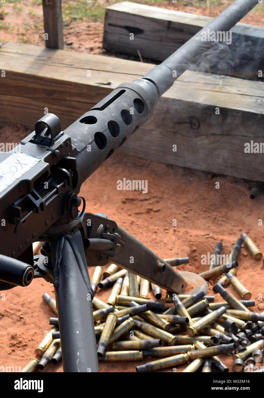 United states marine smoking hi-res stock photography and images - Alamy